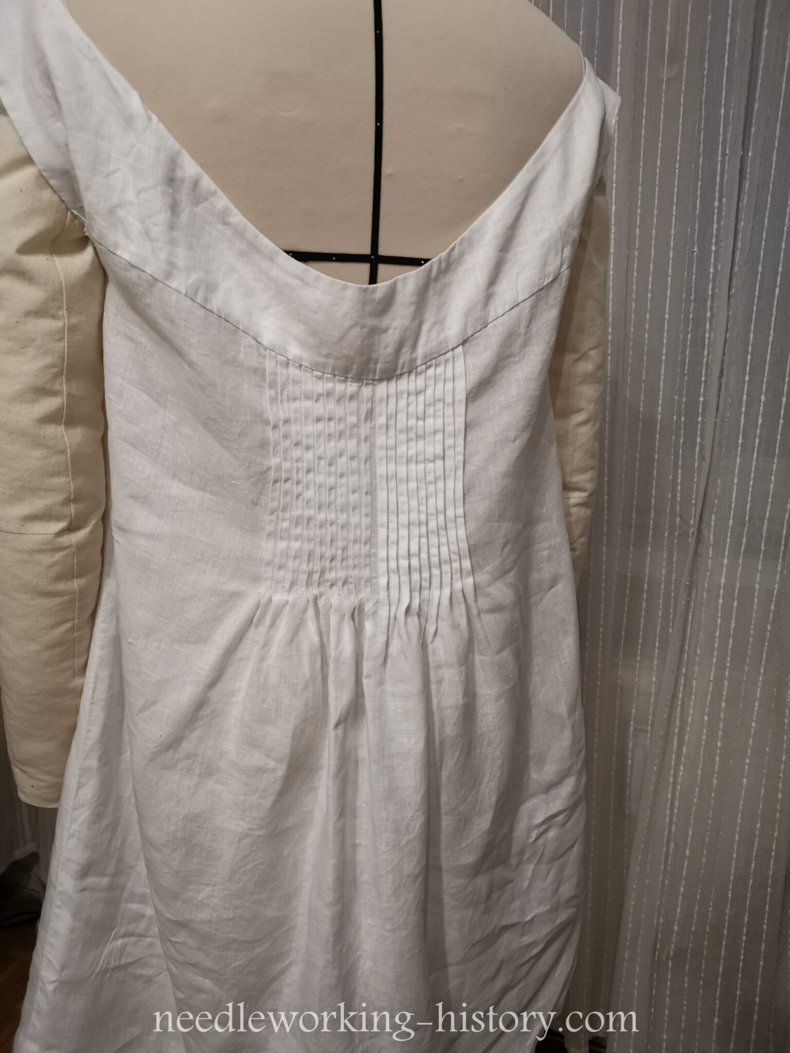 1850 – 1870 – Crinoline Archives - Needleworking History